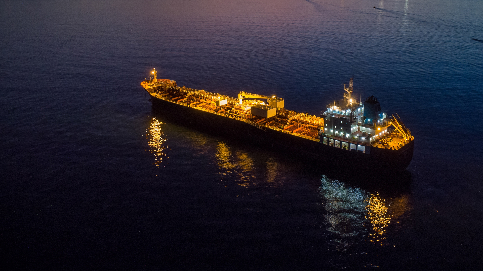 ComAp - Marine - Smart and efficient solutions for your vessels | ComAp